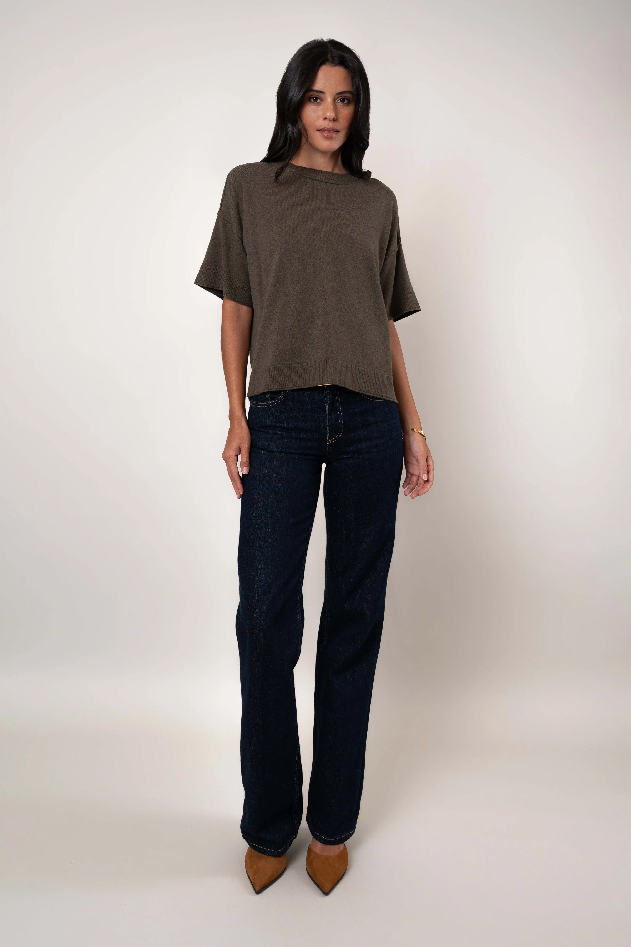 Cyrus - The Relaxed Knit Tee