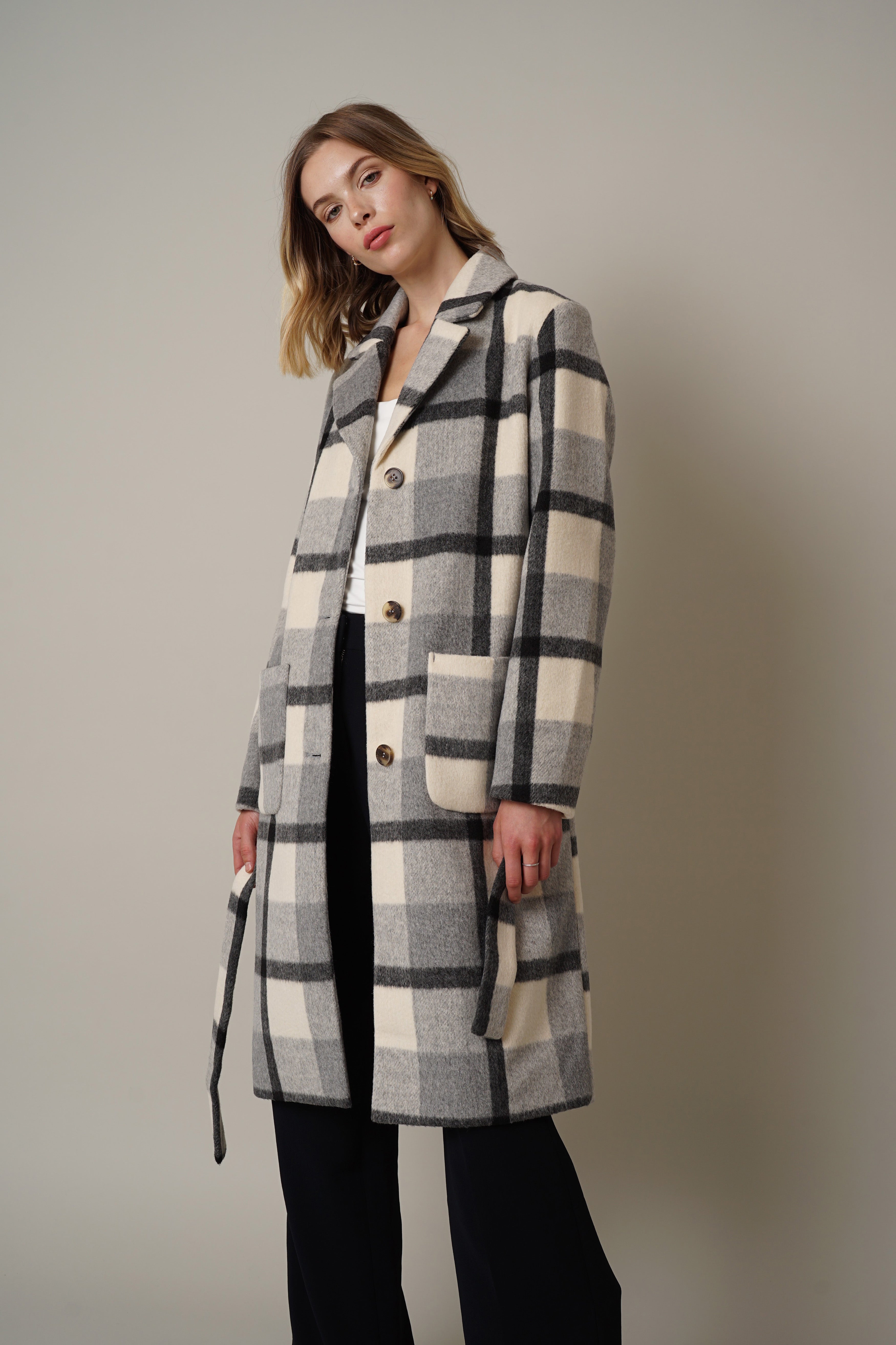 outlets buy Cyrus Plaid Print Front Button Cardigan Coat NWT Taupe Grey